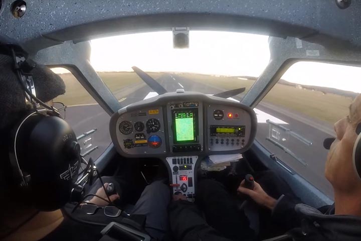 30 Minute Flying Lesson | Activity Superstore