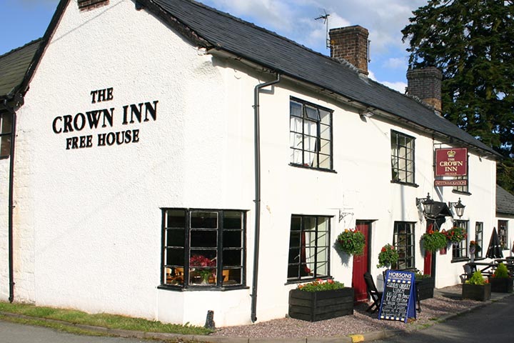 Traditional Inns & Pubs | Activity Superstore