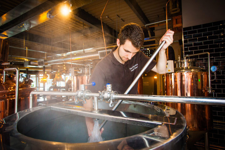 Brewer for a Day at Brewhouse and Kitchen | Activity Superstore