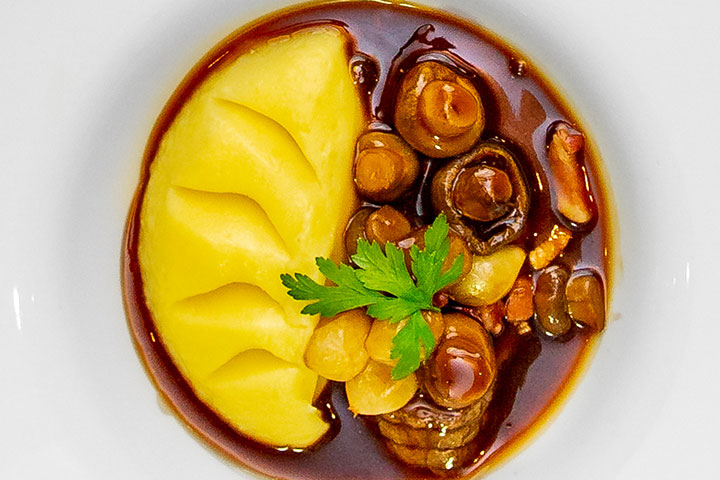 View from The Shard & Dining at Marco Pierre White Steakhouse Co