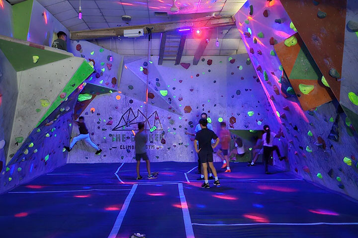 Introduction Course to Bouldering for Two | Activity Superstore