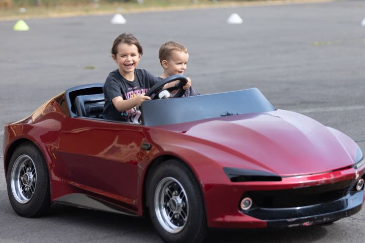 Firefly Driving Experience | Activity Superstore